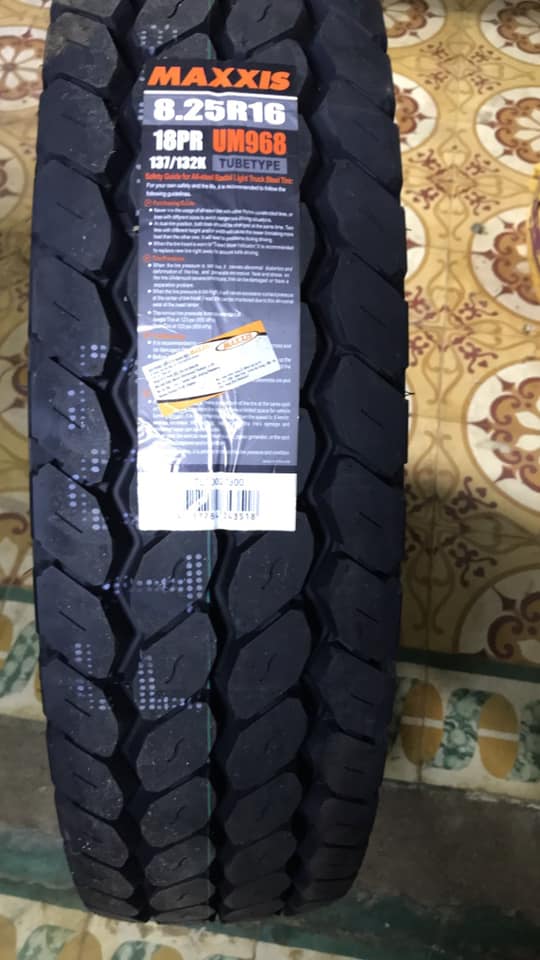 Lốp tải 8.25R16 Maxxis UM968 nhập khẩu Thái Lan